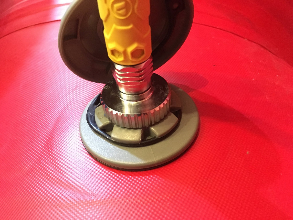 WRS Boat Inflation Regulator and Hose – R3 SAR GEAR